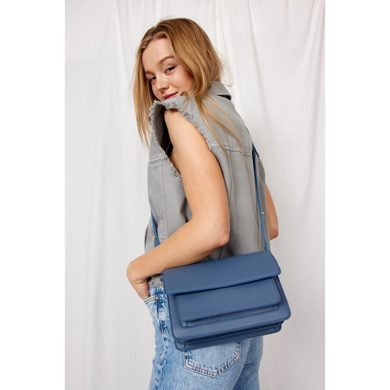 Bella Ballou Crossbody Trio - Shop online hos NEYE Bella Ballou Crossbody Trio - Shop online hos NEYE